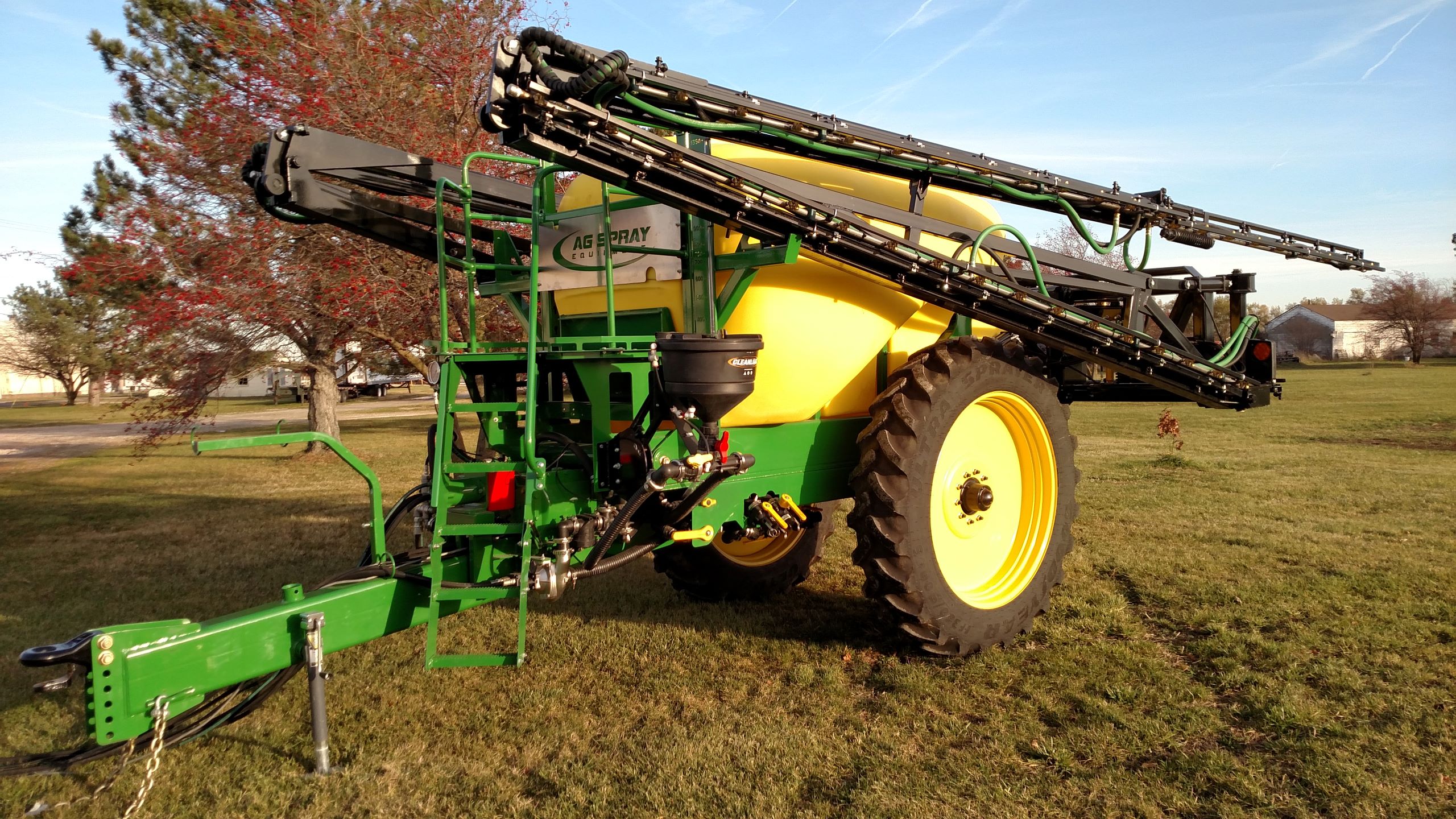 Ag Spray 7000 Series Sprayer w/ 90ft Boom – George F. Ackerman Co.